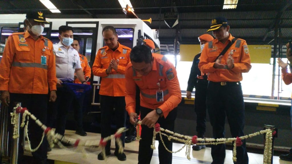 PT Kereta Api Indonesia (Persero) Daop 3 Cirebon Meresmikan Kereta Lori ...